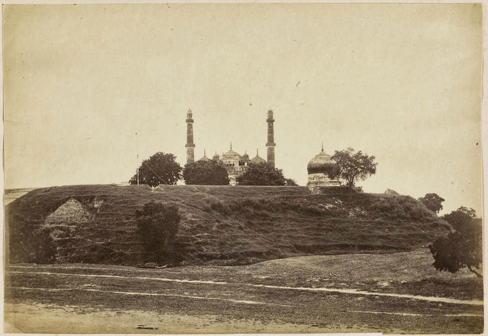 Luchman Tela or Muchee Bhawun - Lucknow 1870's - Old Indian Photos