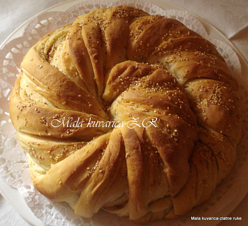 MALA KUVARICA - ZLATNE RUKE: Uvrnuta posna pogača