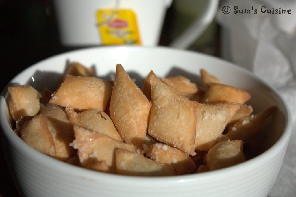 Sum's Cuisine: Shankar PoLi / Shakkar Para