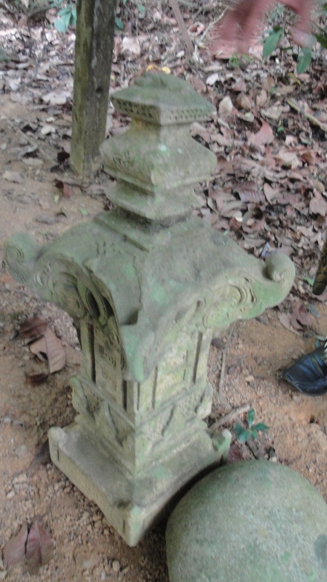 SENI LAMA MELAYU (MALAY OLDEN ART): Makam (Tomb of) Bendahara Tun Isap ...