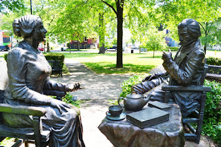 Randomly Reading: Two Friends: Susan B. Anthony and Frederick Douglass ...