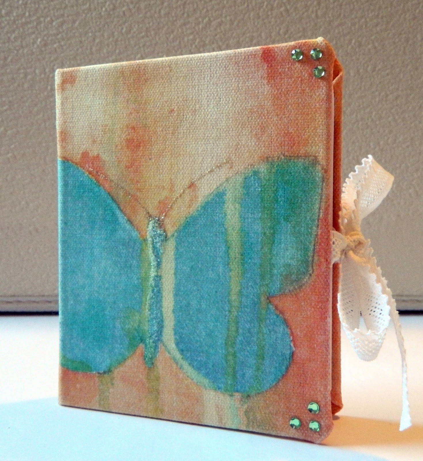 The Scrappy Tree: Stitched Notebooks Tutorial