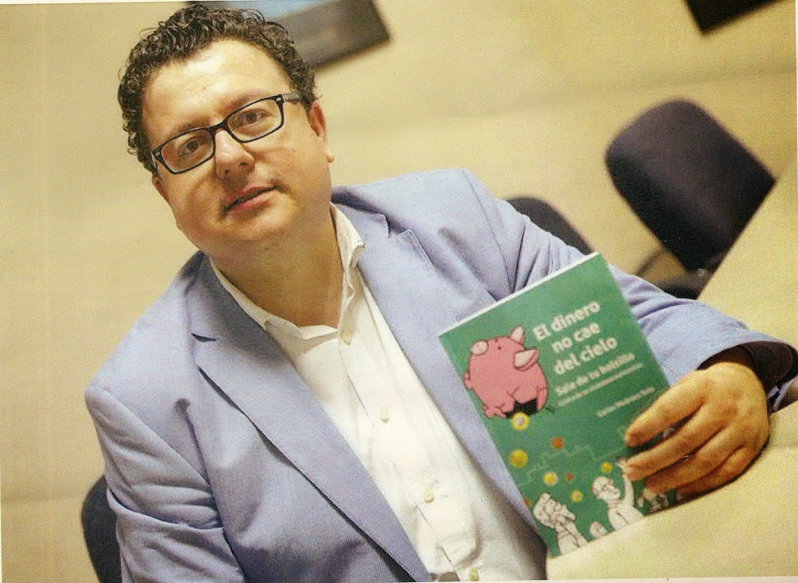 AL ROJO VIVO: AMENA Y DIDÁCTICA CHARLA-COLOQUIO DE CARLOS MEDRANO EN ...