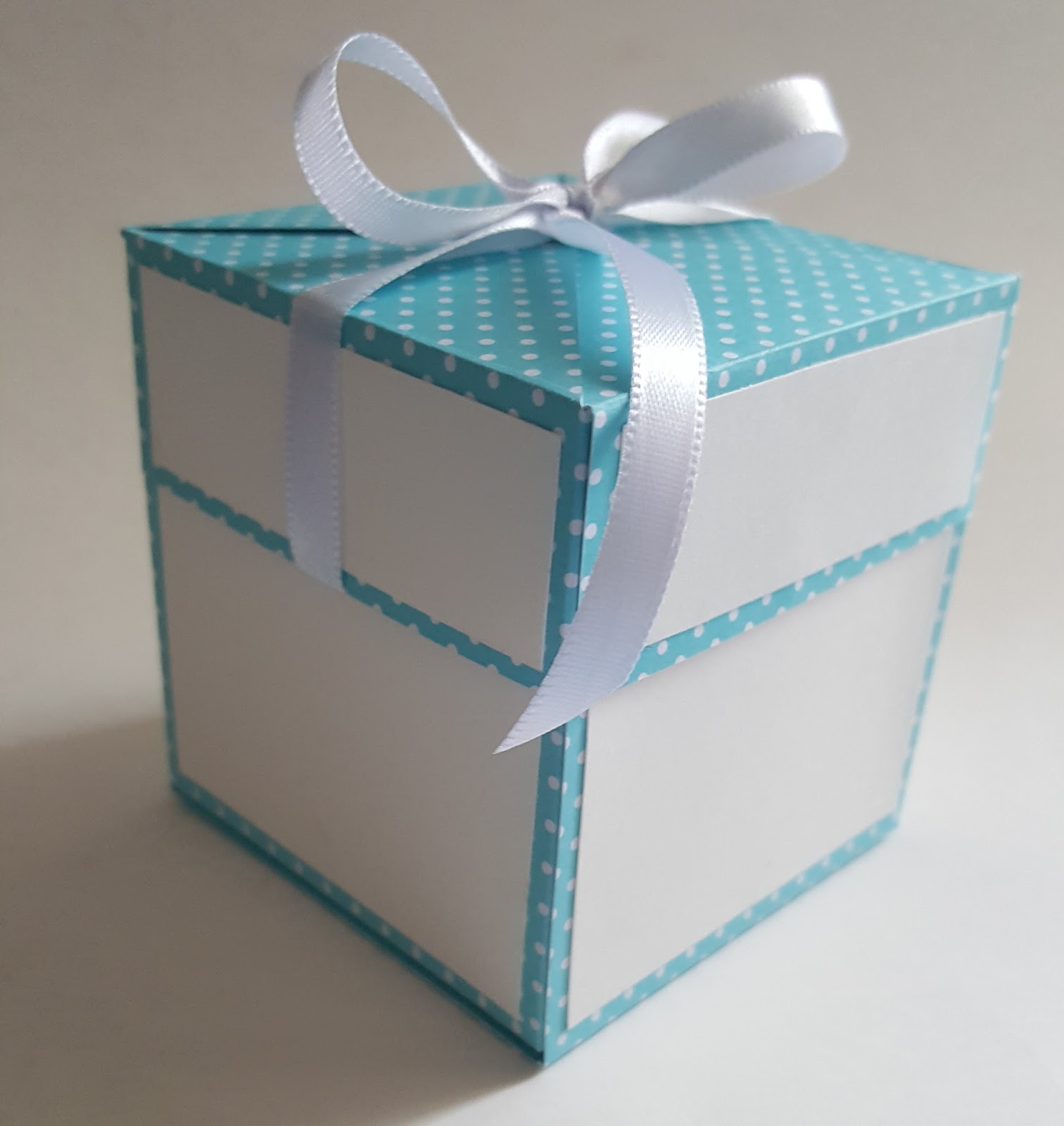 Pop Up Gift Box pop-up-gift-box