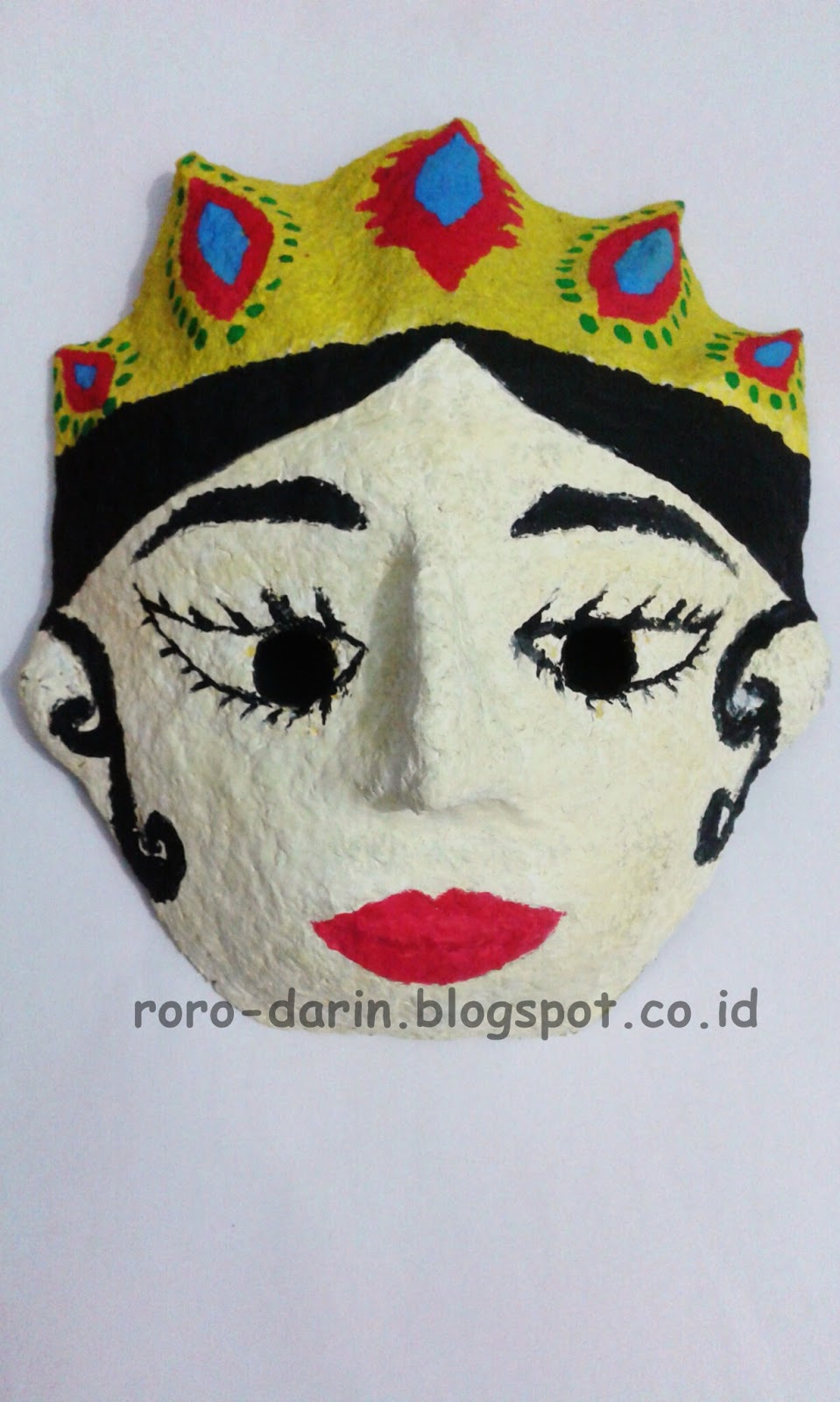 Roro: SENI RUPA : 15. TOPENG (BUBUR KERTAS)