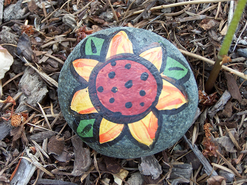 madebyjoey: sunflower painted rocks