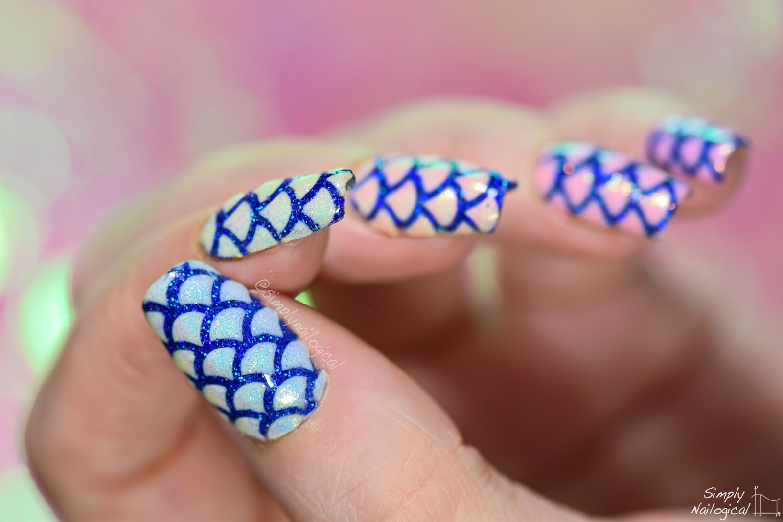 Simply Nailogical: Mermaid glow nails using mermaid effect powder