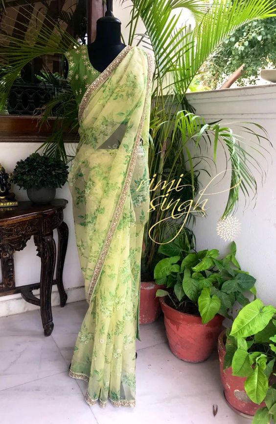 Sari.N.Style: Flower power is here ! the new trend in Saree's is floral