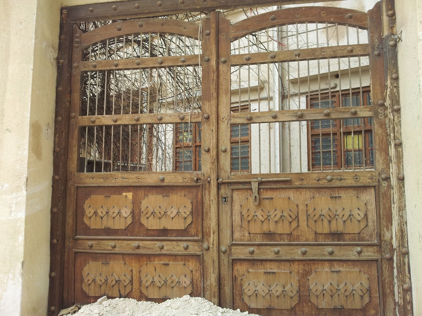 Life in Kuwait Blog: Old Kuwaiti school in Kuwait City