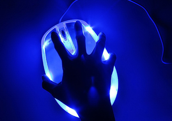 Technology: Huge computer mouse from Brando