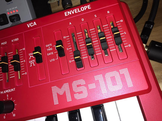 MATRIXSYNTH: Red Behringer MS-101 Roland SH-101 Clone Spotted
