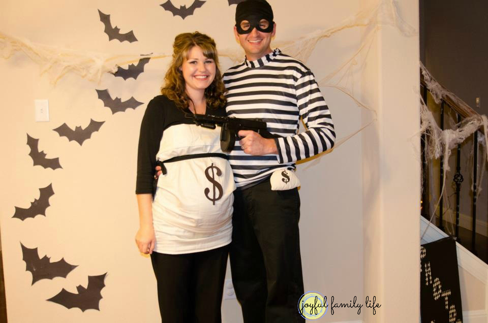 Joyful Family Life: 8 Years of Halloween Couples Costumes
