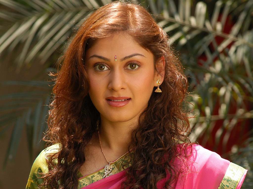 Manjari fadnis | Telugu Actress Images