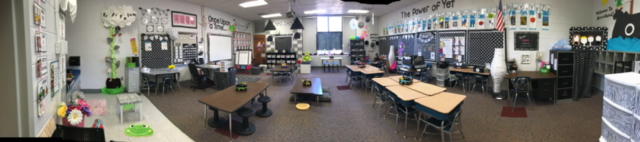 Primary Fairy Tales: My ROYAL Classroom Reveal!