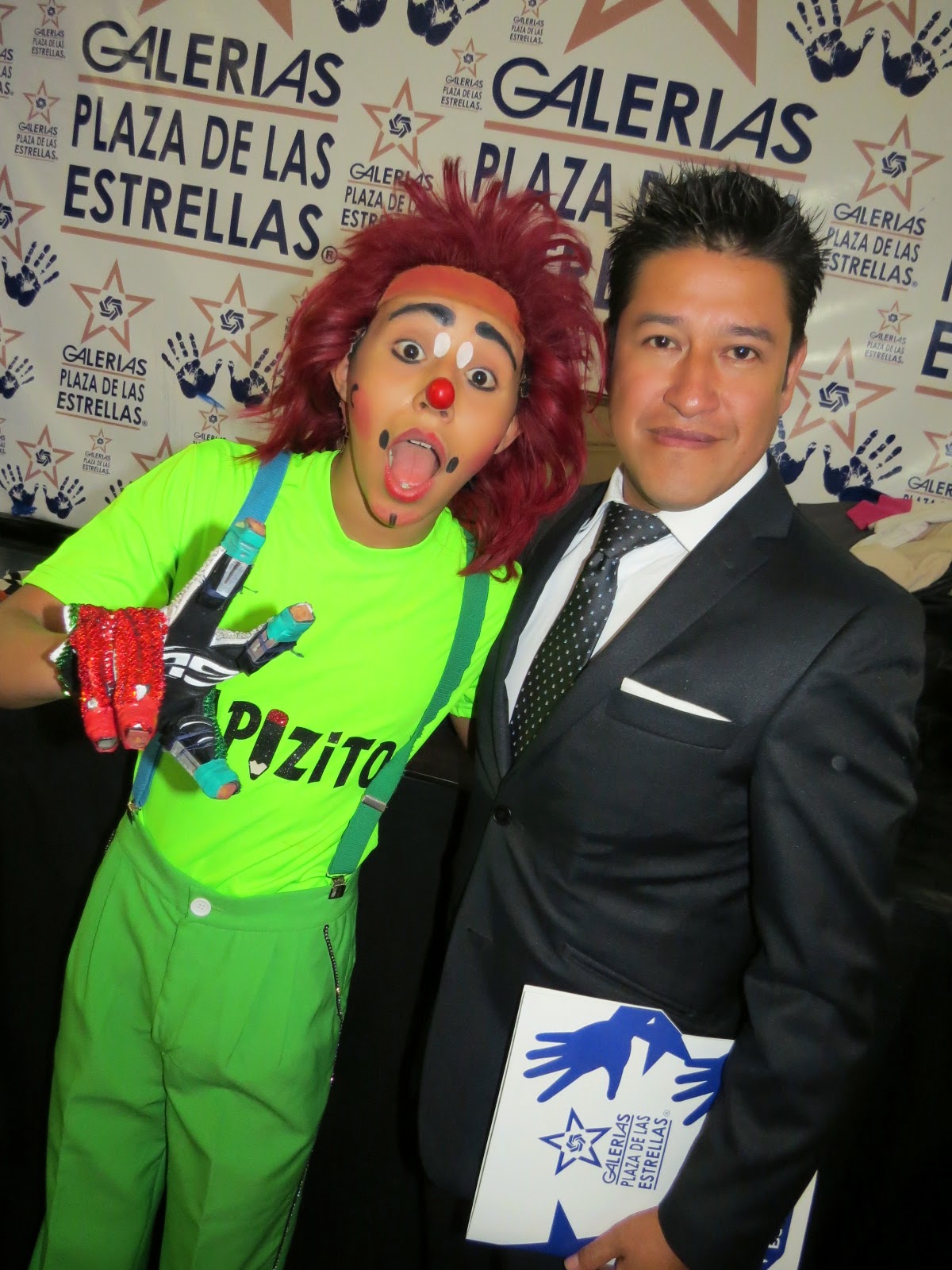 ZONA DE FAMOSOS: LAPIZITO Y GOMITA TODAS LAS VECES CON SOMOSELESPECTADOR
