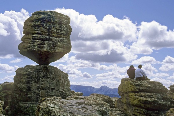 The Art of Rock Balancing by Michael Grab