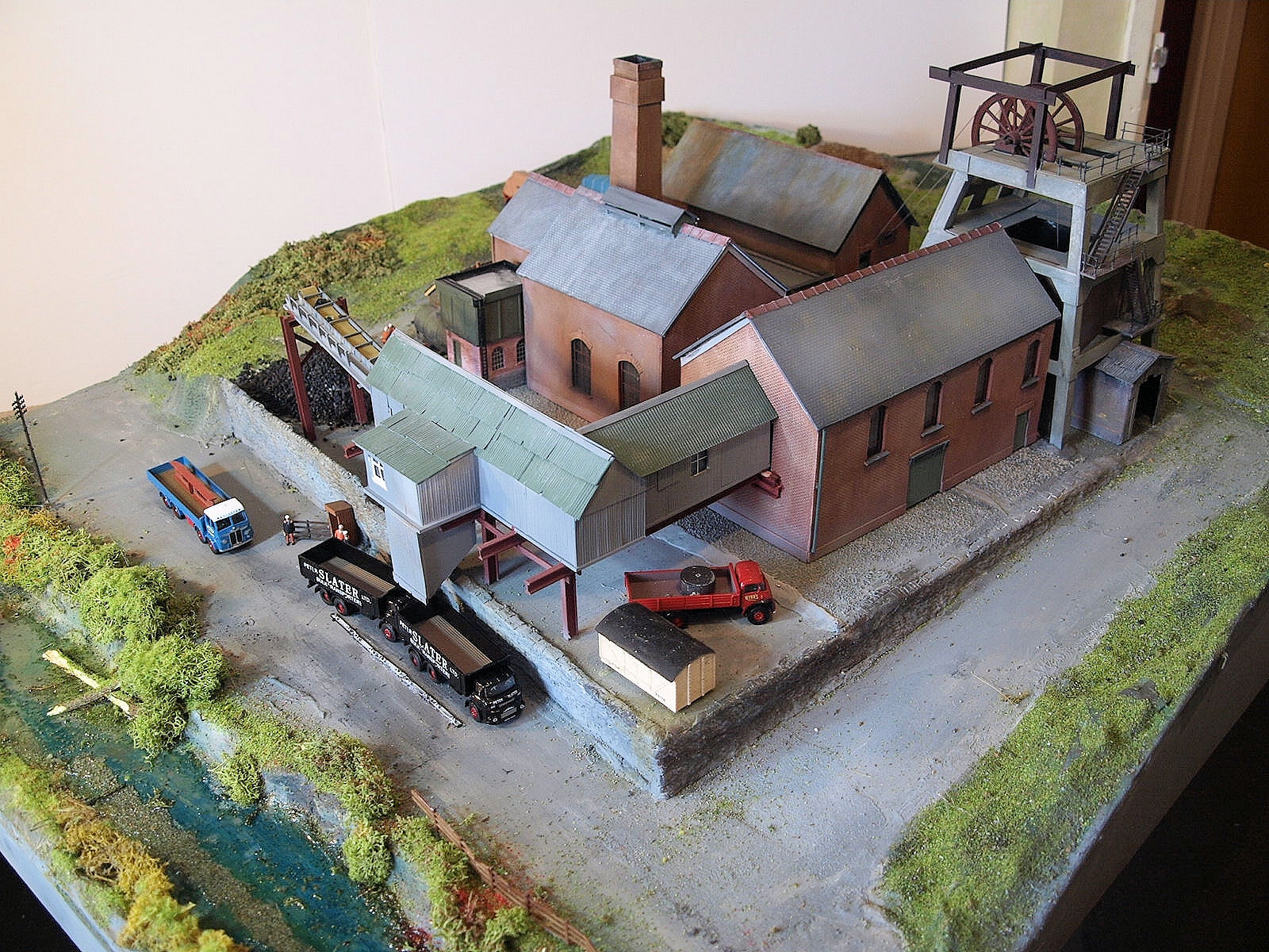 jans model buildings: Wood End Colliery Burnley