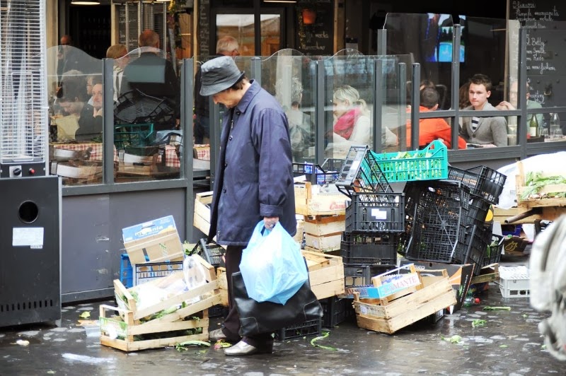 Achille della Ragione: Tutti i volti della povertà a Napoli