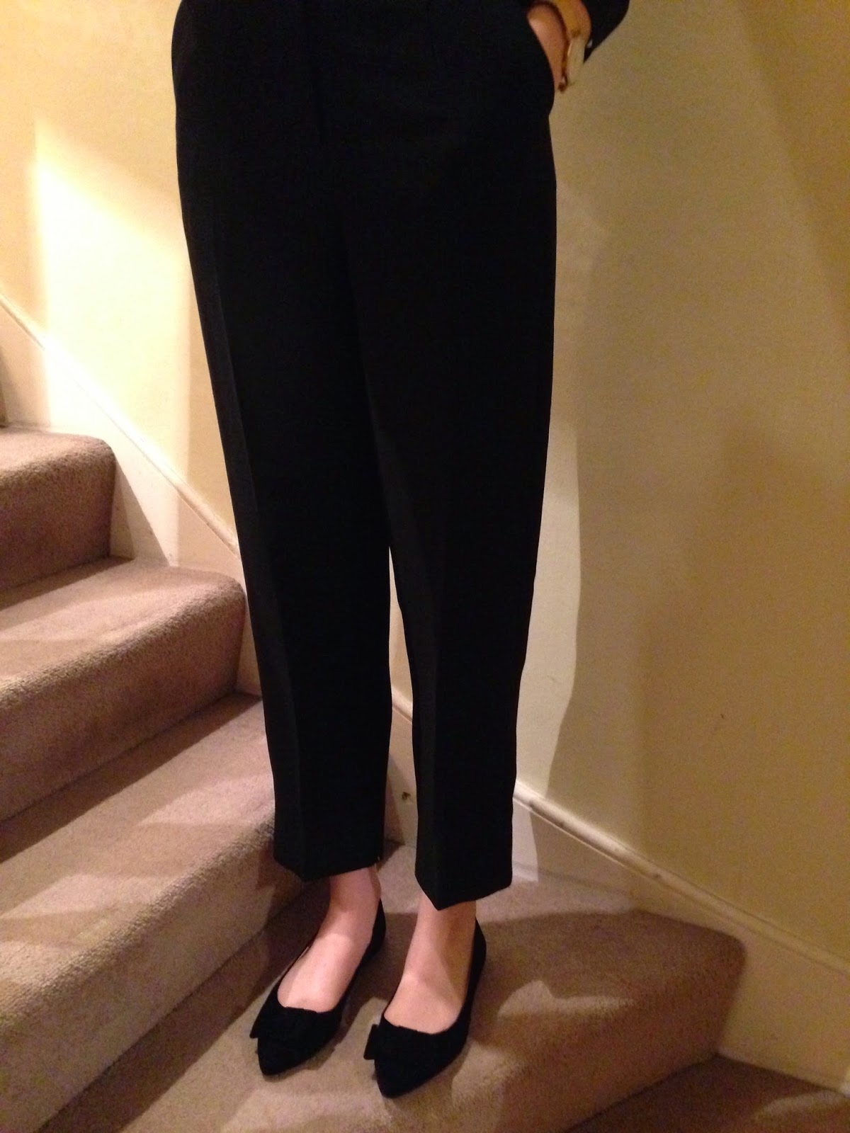 Whoever has the most fabric, etc...: Make Do and Mend - Putting in a ...