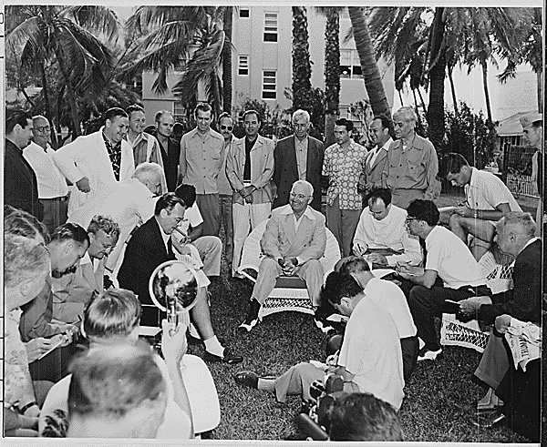 Seeks Ghosts: La Concha Hotel, Part l