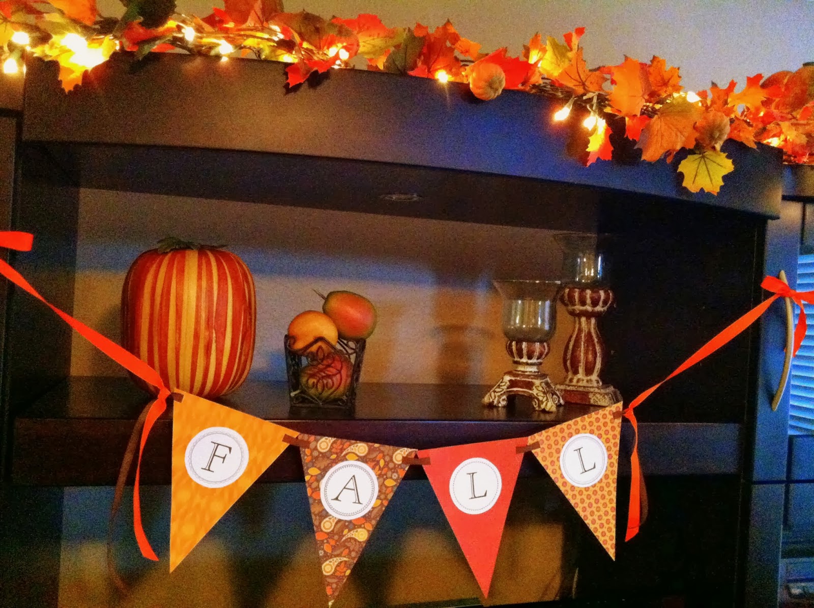 The Heckman Family: Fall Pennant Banner {A Tutorial}