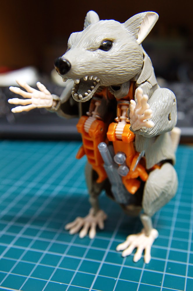 Plastic Heap: Transformers Generations Deluxe Rattrap