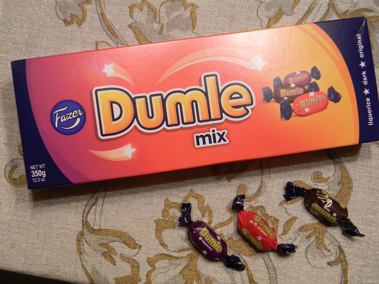 suklaata ja supermakuja - chocolate and super-flavors: 57. Fazer: Dumle ...