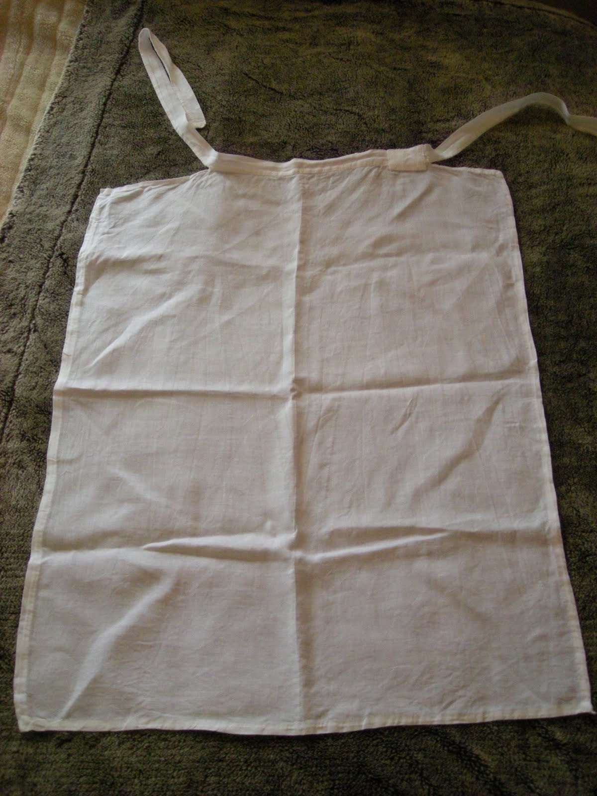 Mylla's medieval musings: The Flemish 16th century apron