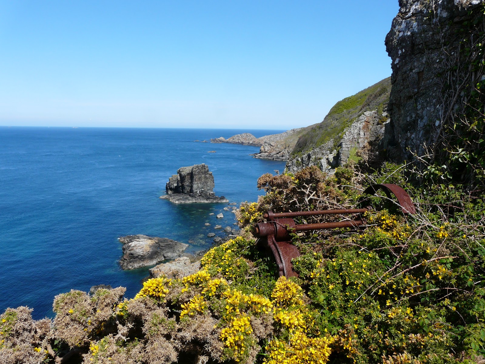 itchifingers: Island of Sark