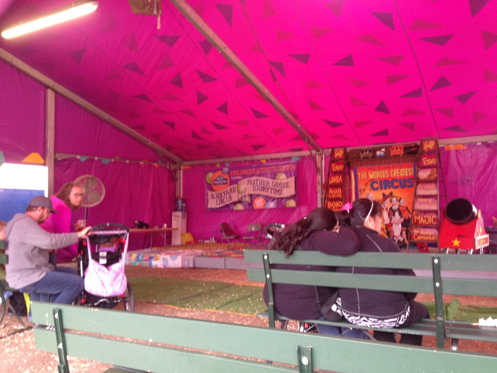 State Fair of Texas 2013: Backyard Circus at Texas State Fair 2013