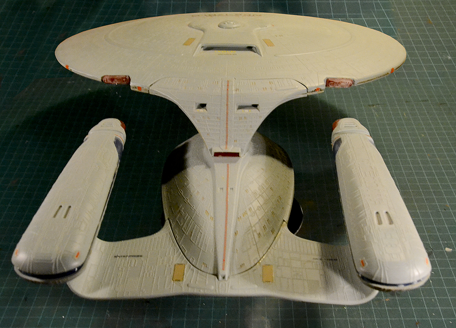 U.S.S. Enterprise, NCC-1701-D (1/1400 scale model)