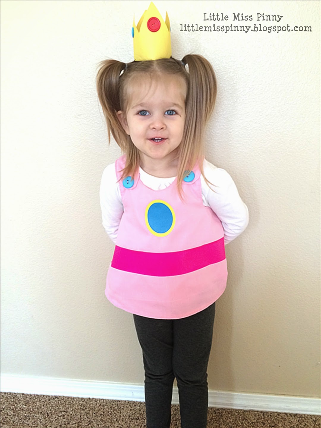 Little Miss Pinny: Peachy Princess Peach