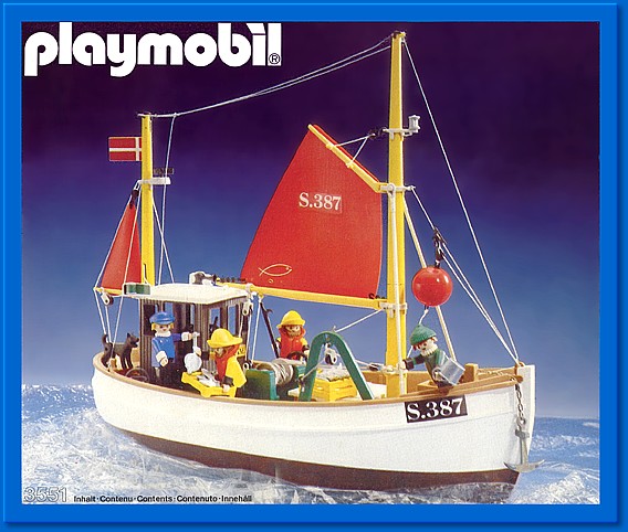 Toys and Bacon: Ocean Week: Playmobil Fishing Boat "Susanne"