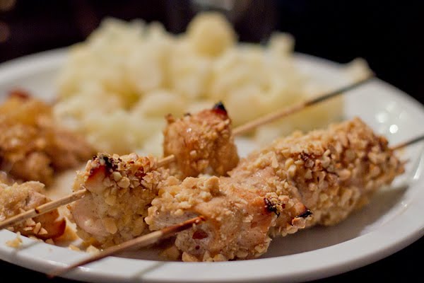The Half-Baked Housewife: EASY-PEASY RECIPE: Hurricane Chicken Kabobs