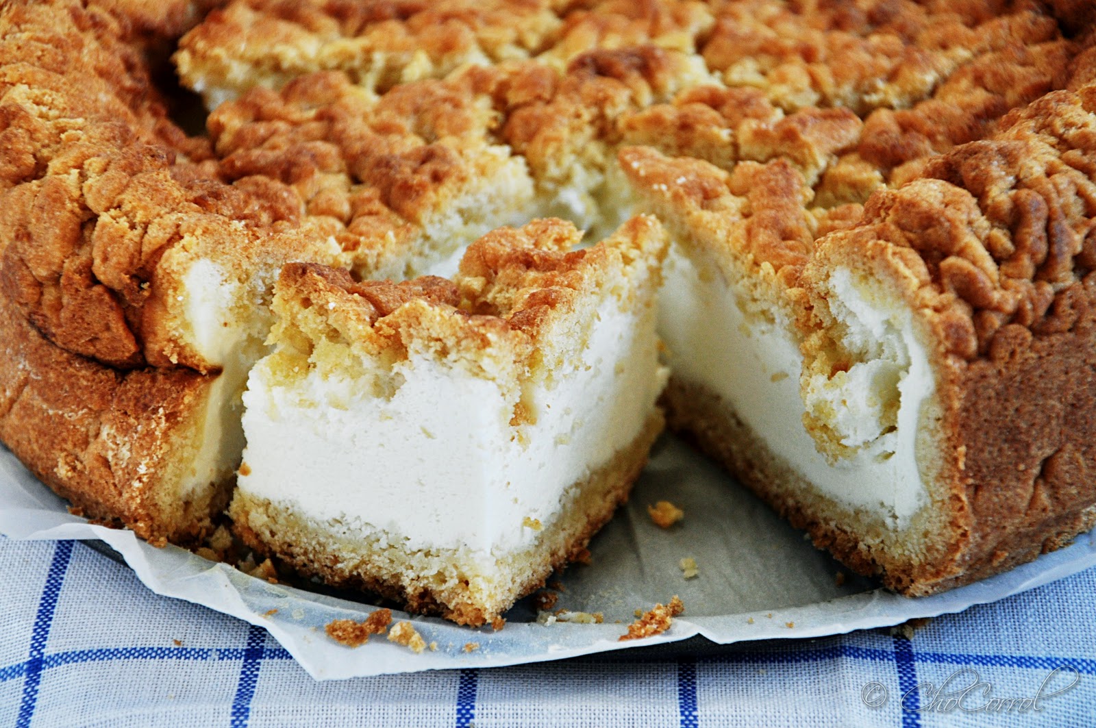 CoLoRes, SaBoRes, oLoRes...CoLoRs, TaSTeS, SmeLLS: royal cake/pastel real