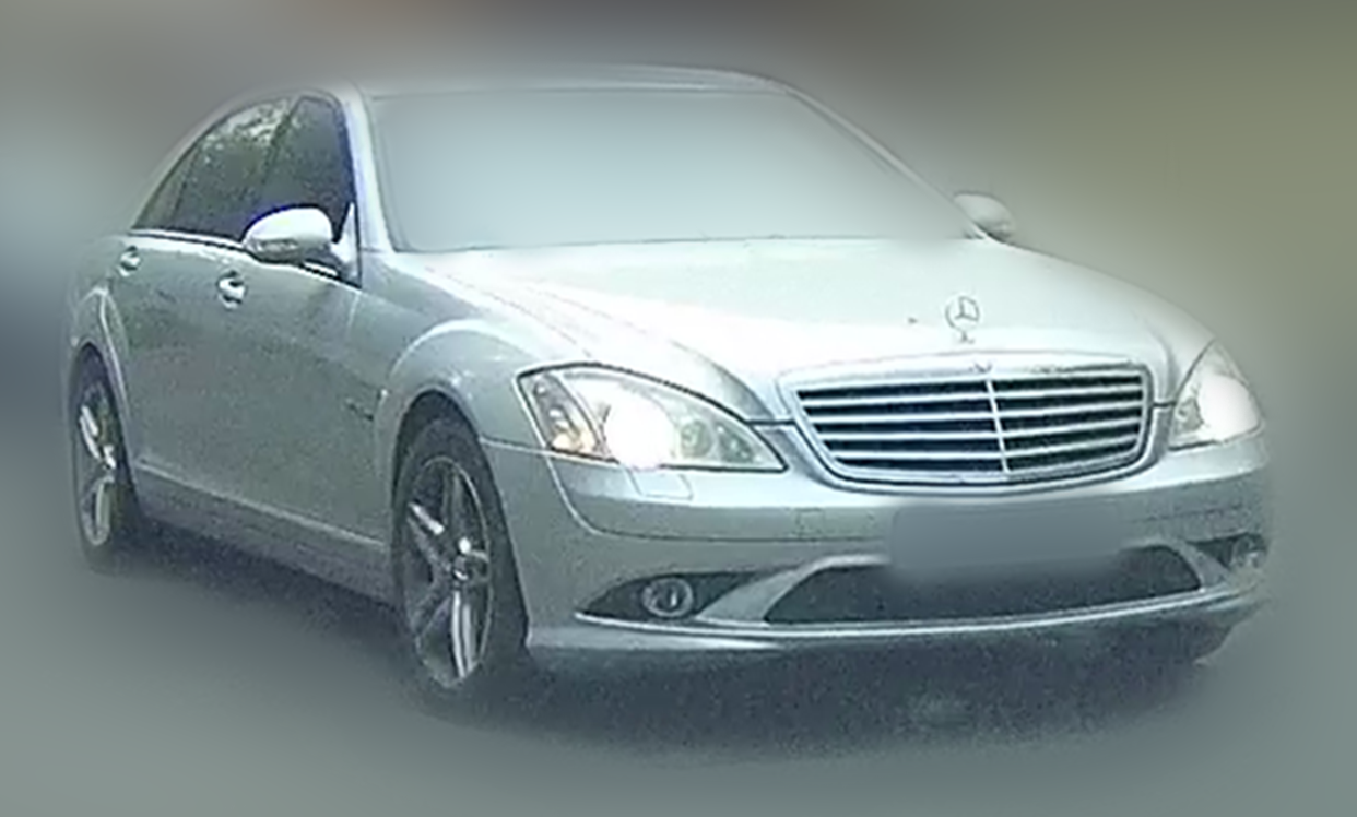 NOMINAL VEHICLES: MERCEDES S CLASS s63 amg twin turbo W221 silver.
