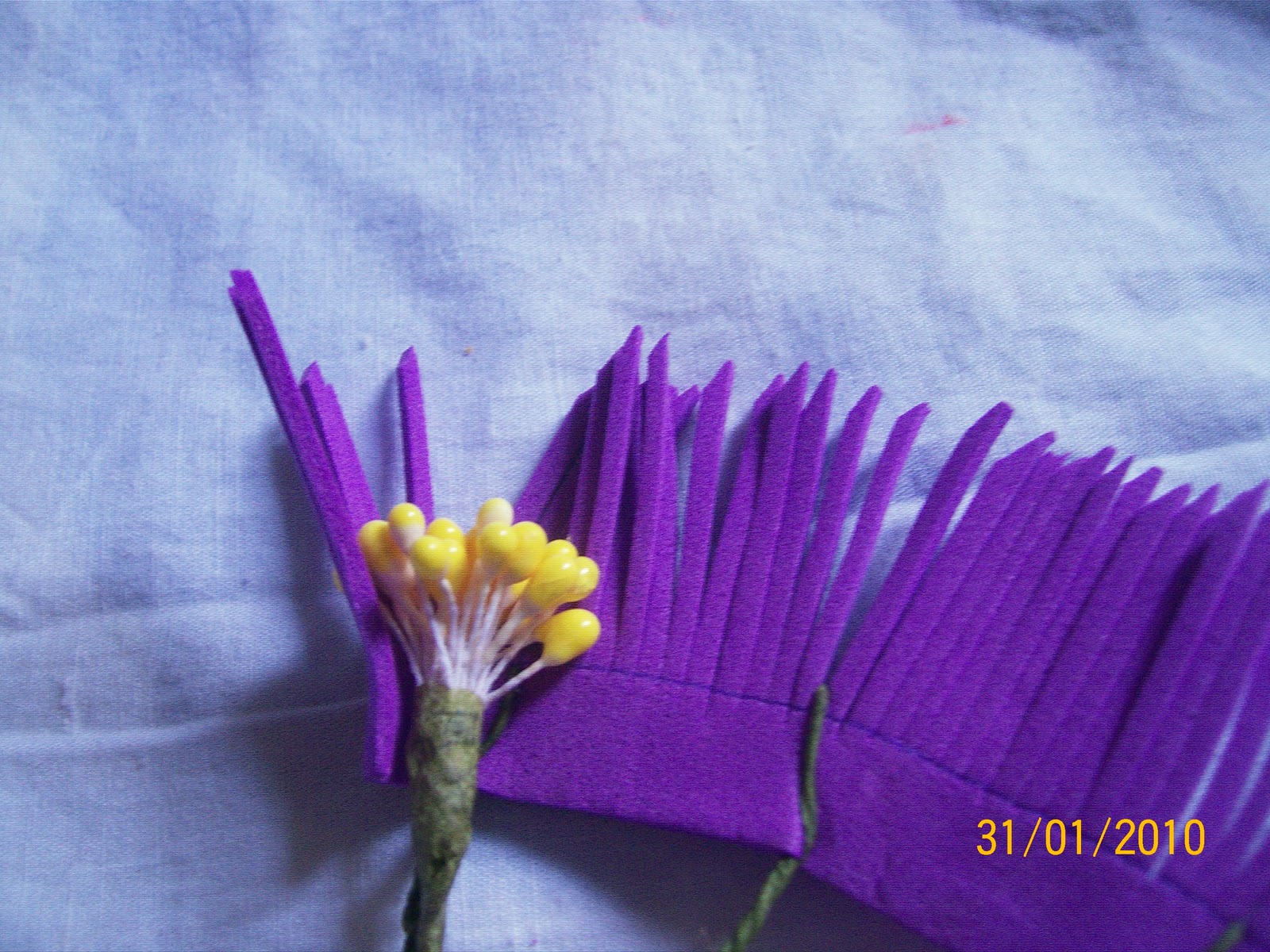 Tinas Creations: Instructions on making the foam flower