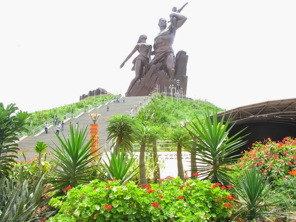 Visiter le Monument de la Renaissance Africaine ~ Destination Sénégal