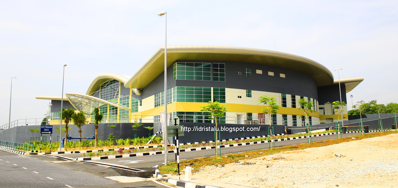 IdrisTalu: Terminal Bas Meru