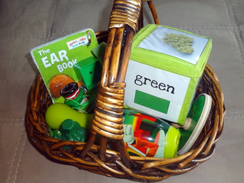 Mom's Tot School: The Color Green