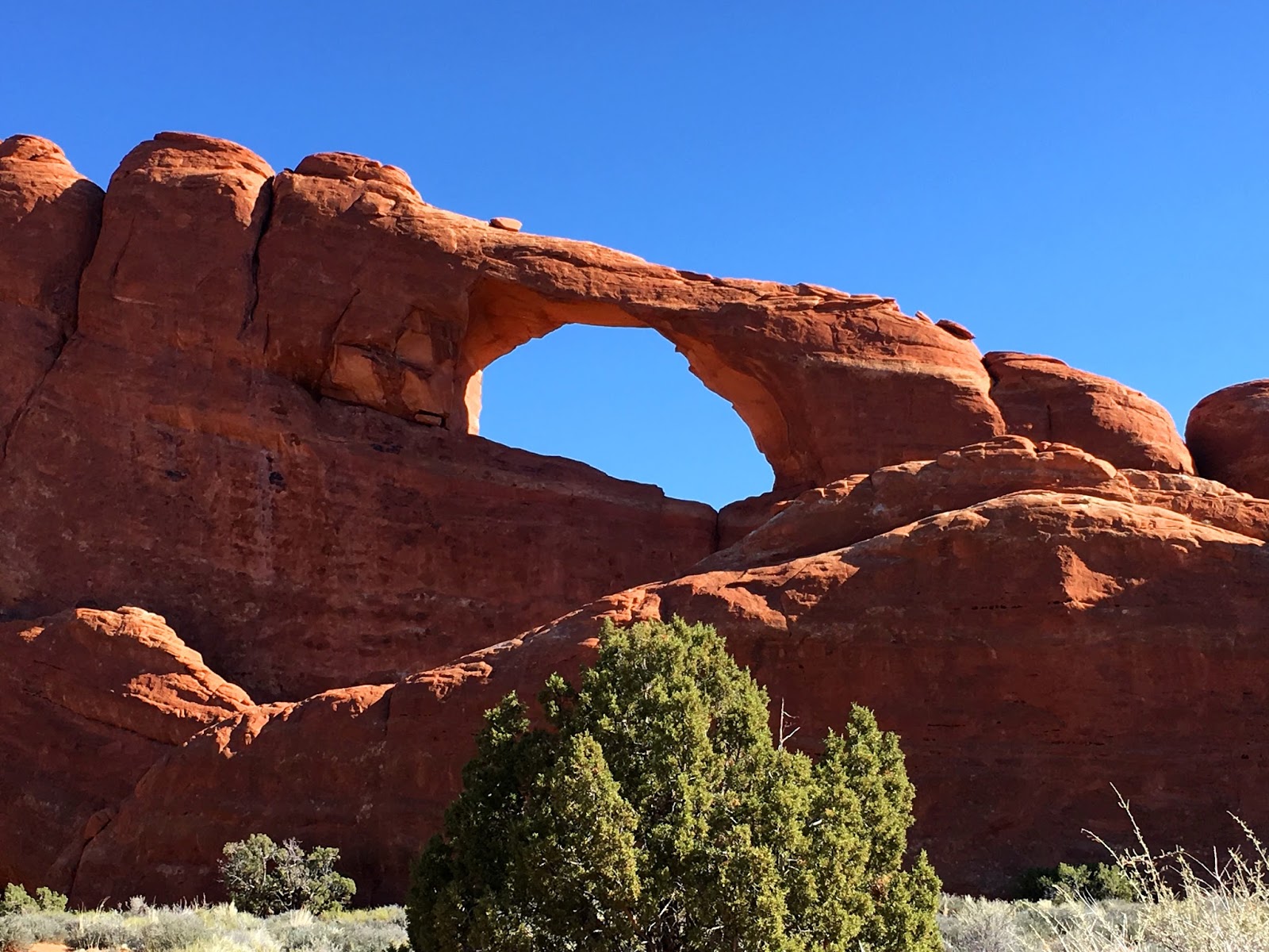 Skyline Arch Hike in Arches National Park – Yellow Van Travels