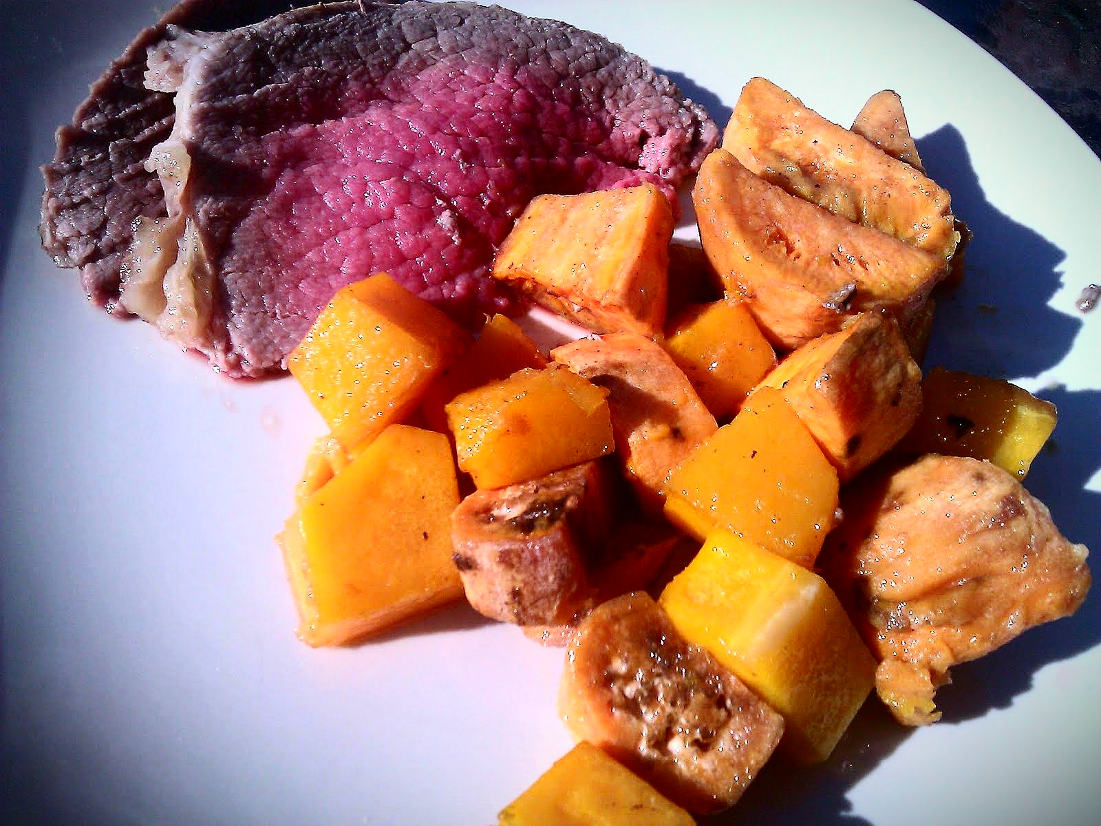 Everything Goes With Toast: Roast beef & beef dripping vegetables