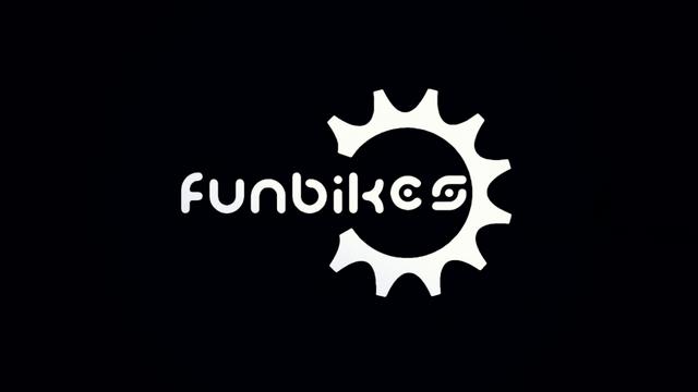 FUNBIKES hosts a Garage Bicycle Race in Prague
