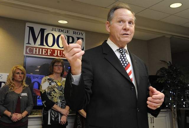 The Whited Sepulchre: On Judge Roy Moore's statue of The Ten Commandments