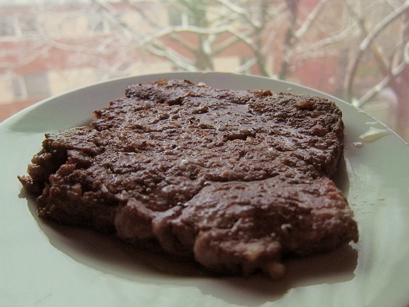 Genussbereit: Winterschmaus: Hacksteak vom Kobe-Rind