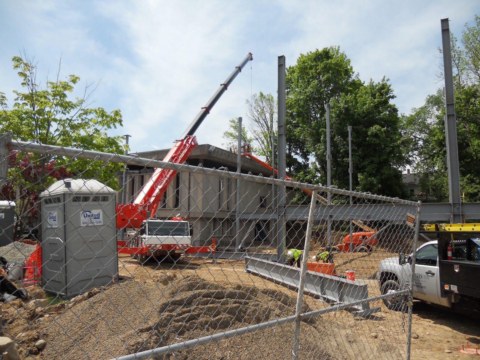 Boyden Library Construction: Beam Signing Ceremony!!