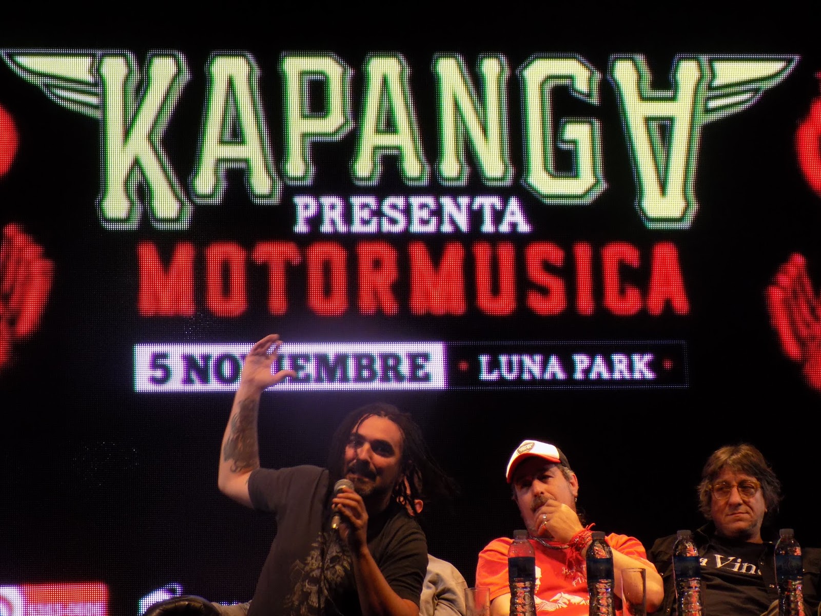 Espectacul-arte: KAPANGA EN EL LUNA PARK