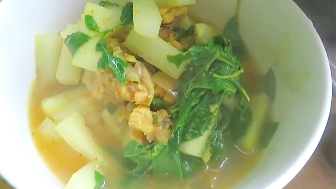 Ho to cook Somlor Machu Kreung សម្លរម្ជូរគ្រឿង Papaya With Pork ...