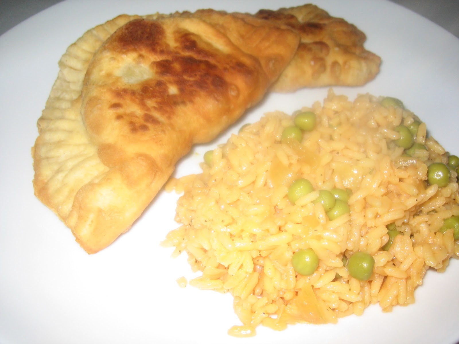 Edible Love: Pastelillo de Carne