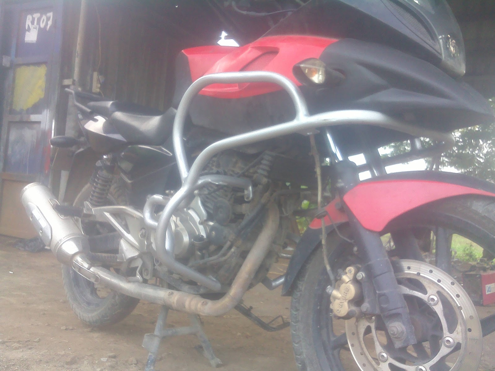 CUSTOM ENGINE GUARD,CRASH BAR,TUBULAR,SIDE GUARD,ENGINE COVER,BREKET ...
